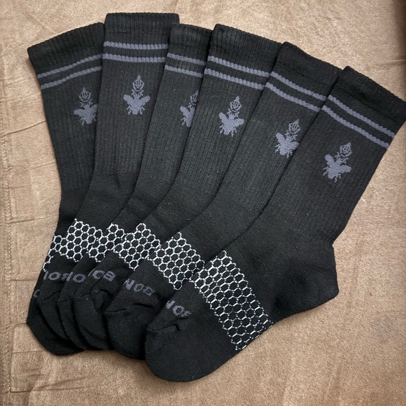 Bombas | Underwear & Socks | Bombas Black Crew Socks With Gray Accents ...